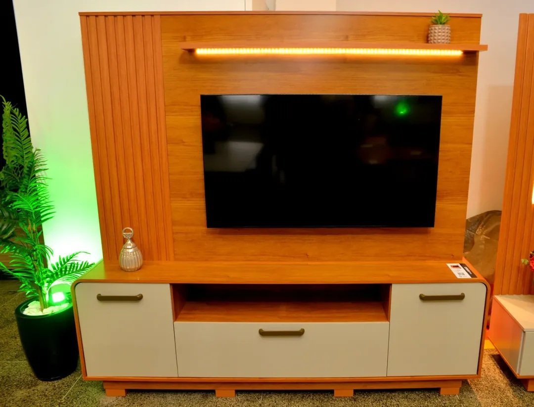 Home até 65″ Apego Cinamono/Off White – JCM MOVELARIA – Blessed Estofados – Loja de Móveis RJ